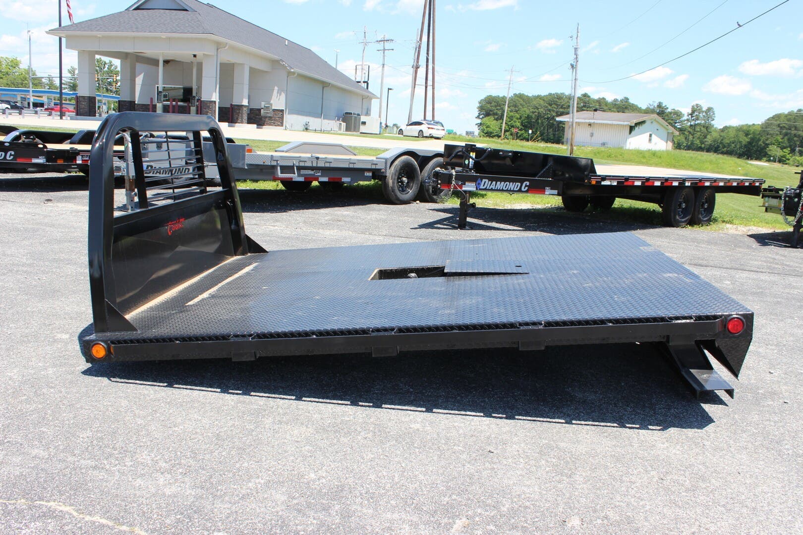 CADET WESTERN-96-112-34 9.4 DUAL WHEEL CHASSIS - #CTB49005