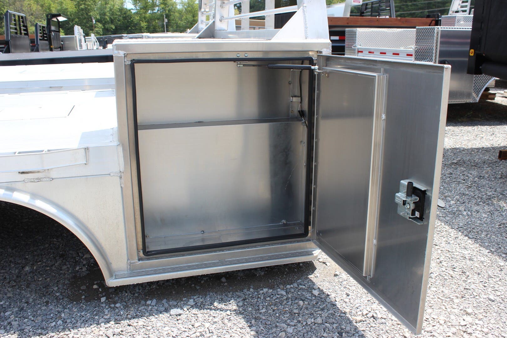 2023 CM Trailers ALSK-102/84/58/42-DLX - #CM66715