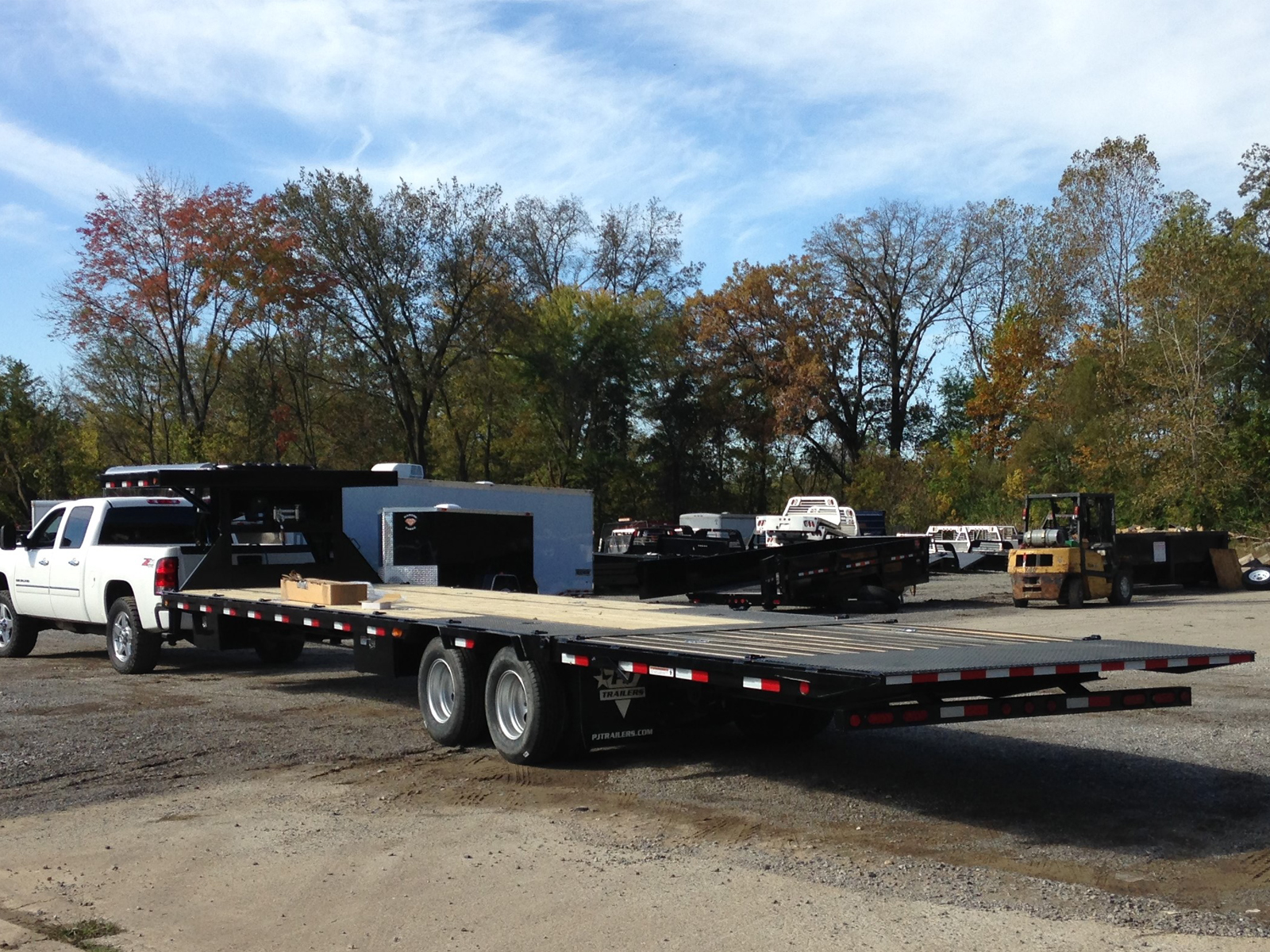 Trailer Customization - Country Blacksmith Trailers Diamond C Store